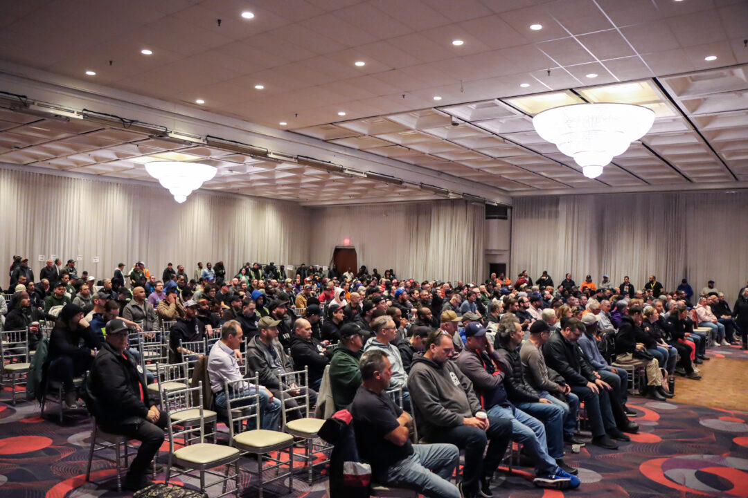 Metro warehouse workers in Quebec strike over “insulting” offer • The ...